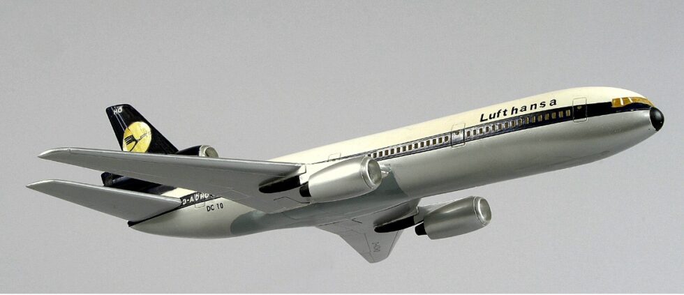 Lufthansa Douglas DC-10-30 - Cavalcade of Wings